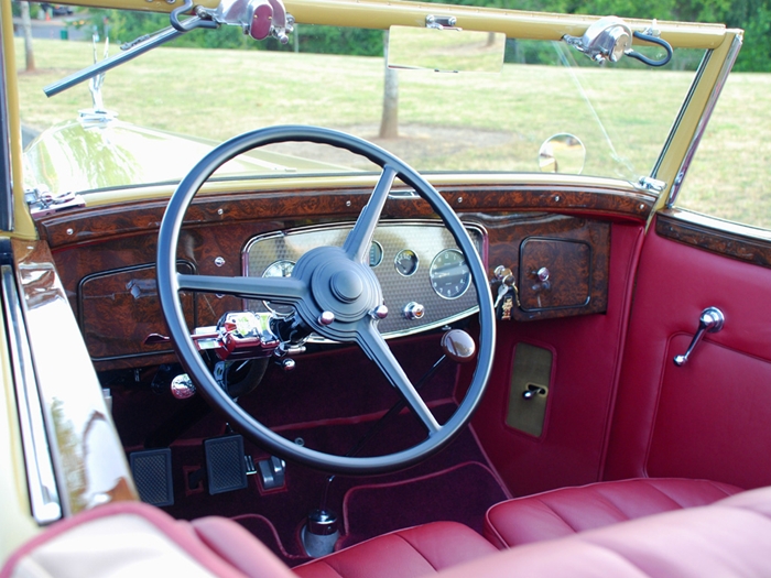 1932 packard interior